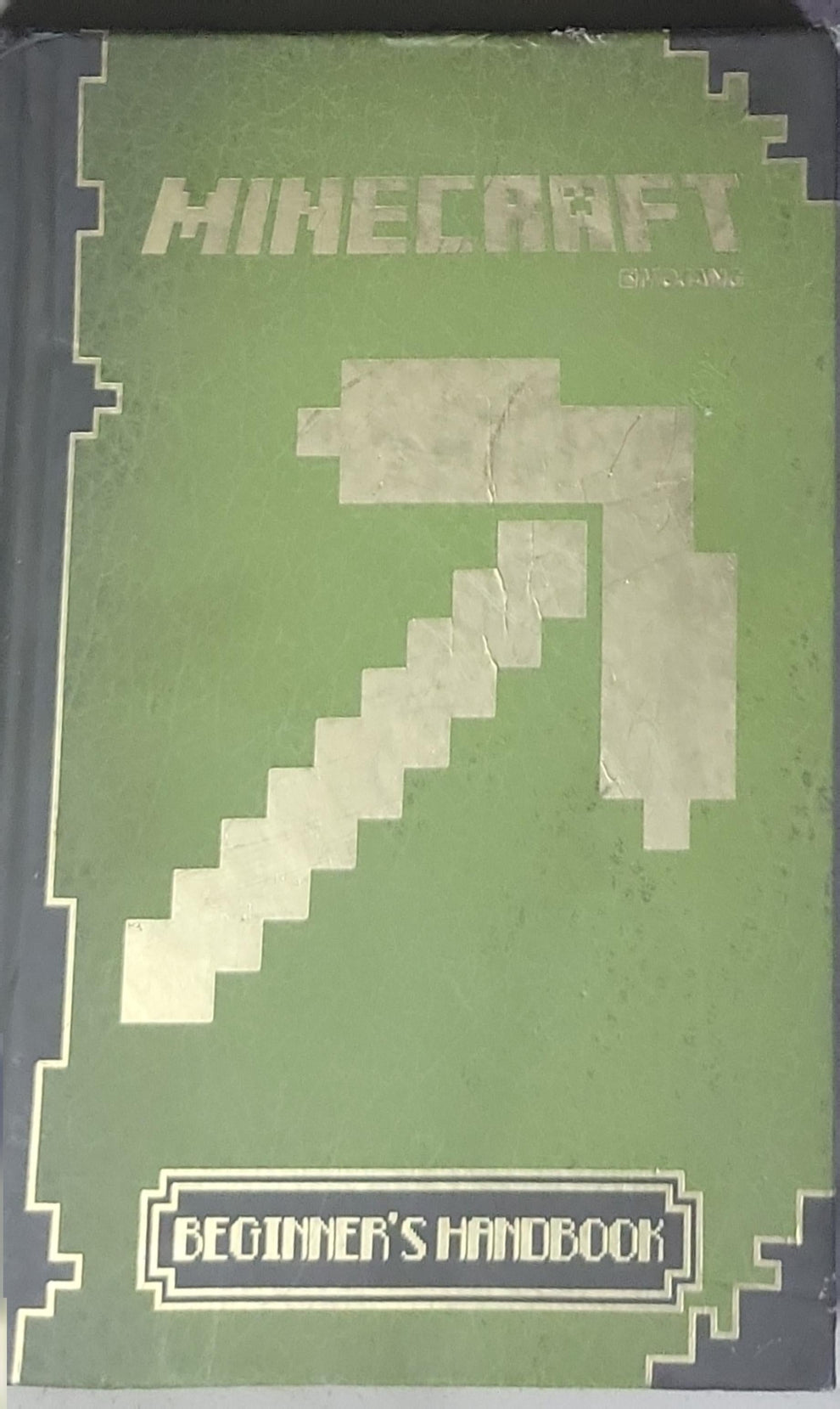 Minecraft Beginner's Handbook: (The Official Minecraft Beginner's ...